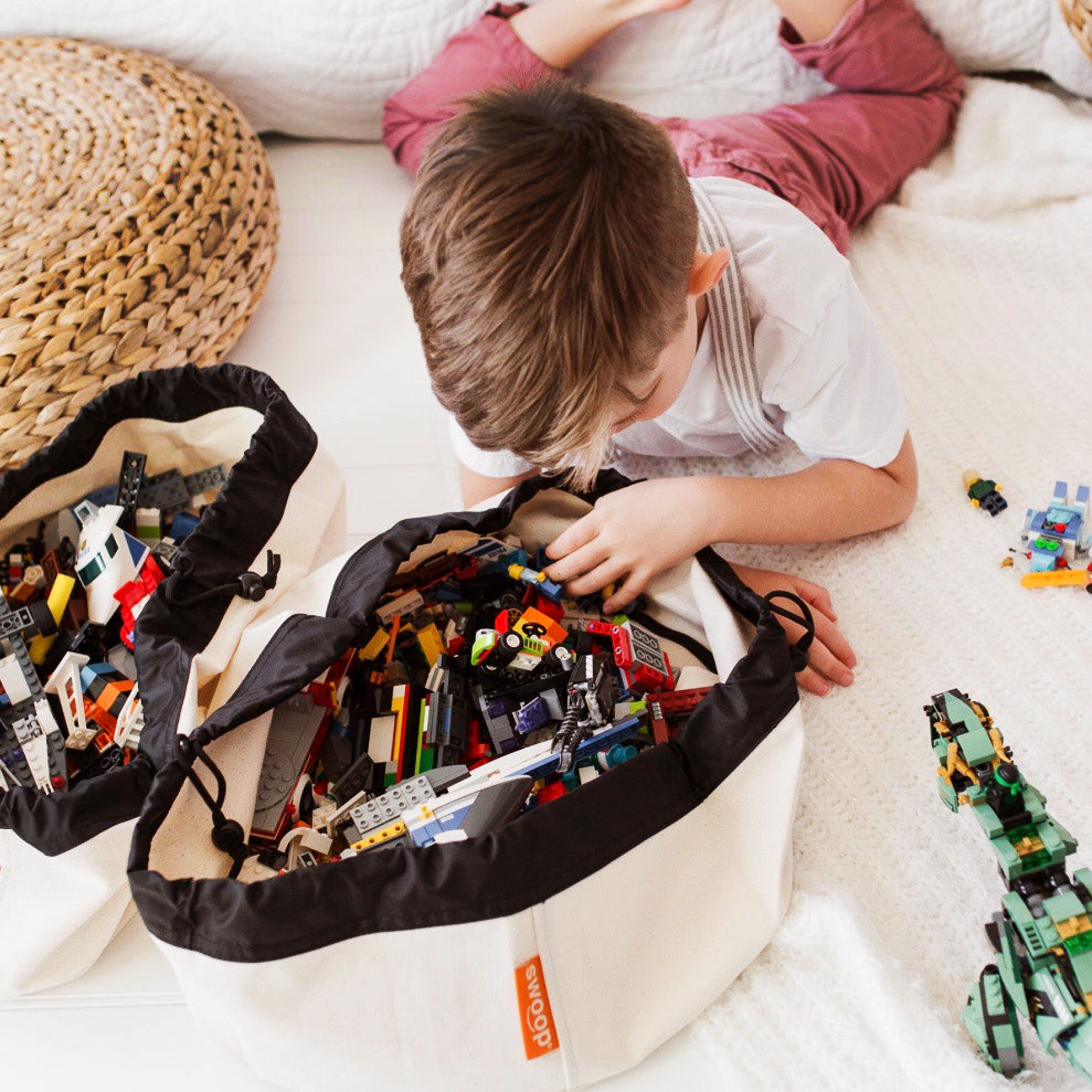 Lookbook | Swoop Bags